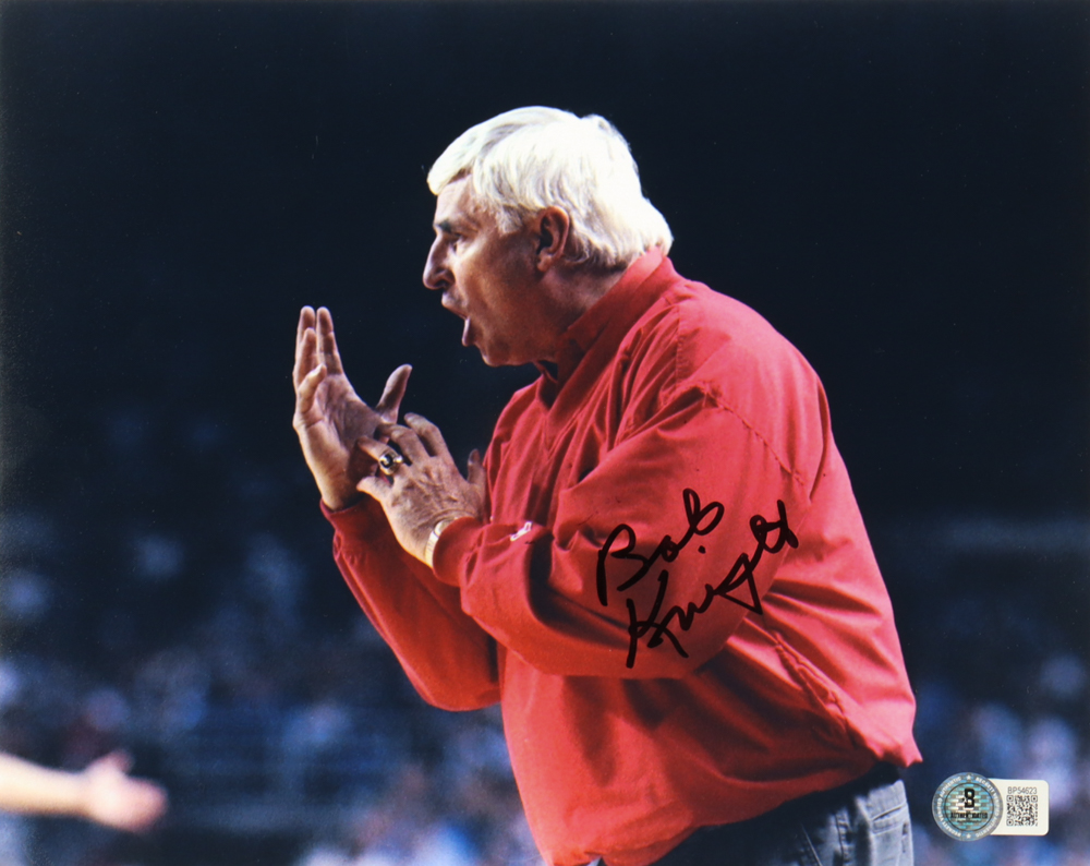 Bob Knight Signed Indiana Hoosiers 8x10 Photo (Beckett) | Pristine Auction