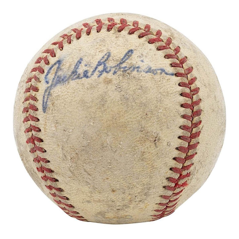 Jackie Robinson Signed ONL Baseball (Beckett) | Pristine Auction