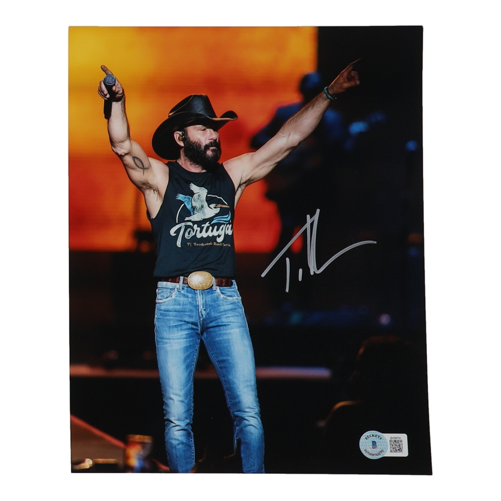 Tim McGraw Signed 8x10 Photo (Beckett) | Pristine Auction