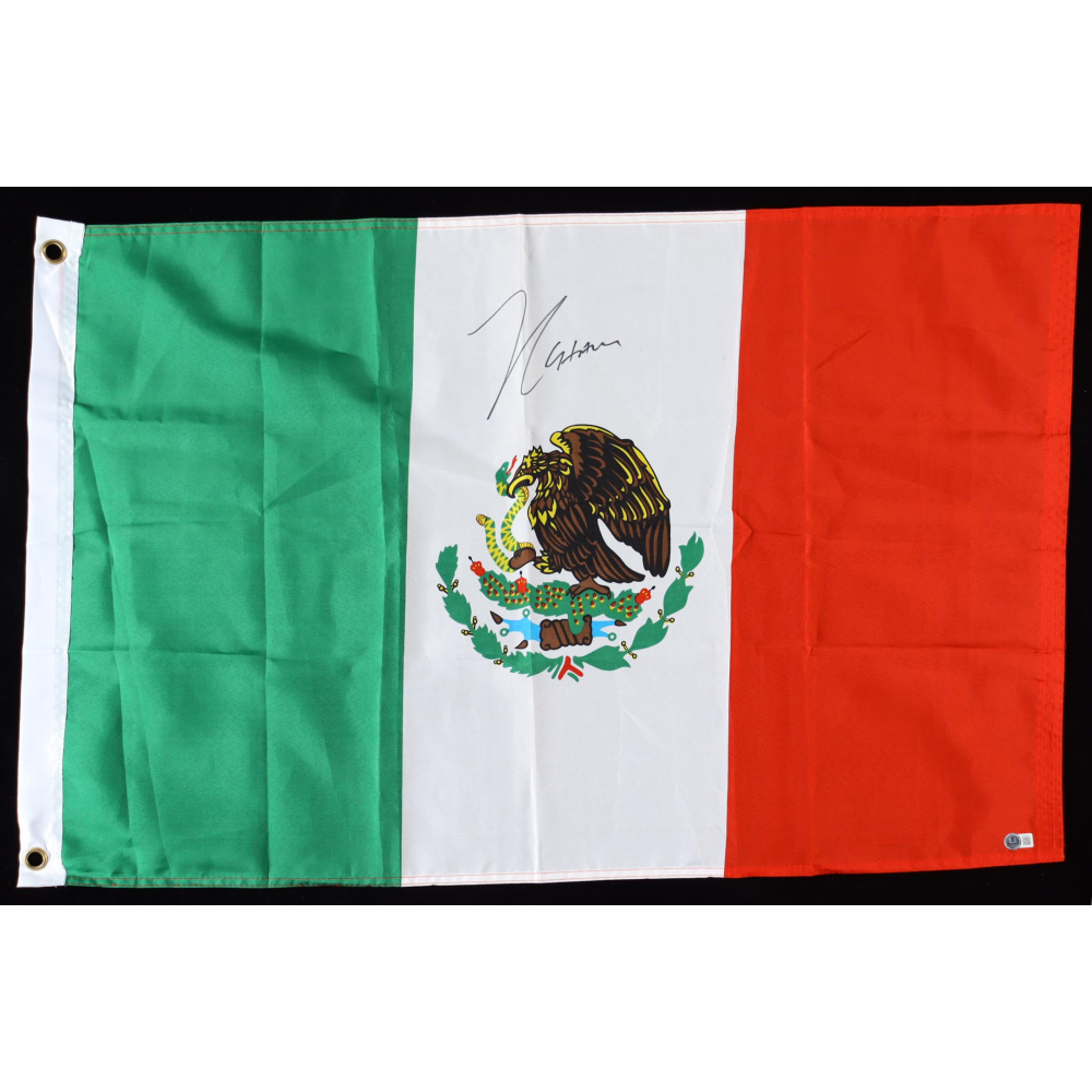 Julio Cesar Chavez Signed Mexico National Flag (Beckett) | Pristine Auction