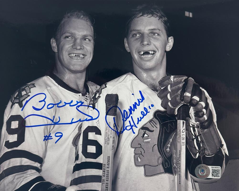 Bobby Hull & Dennis Hull Signed Blackhawks 8x10 Photo (Beckett) | Pristine Auction