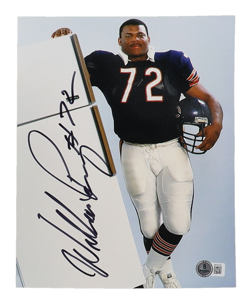 William Perry Signed Bears 8x10 Photo (Beckett) | Pristine Auction
