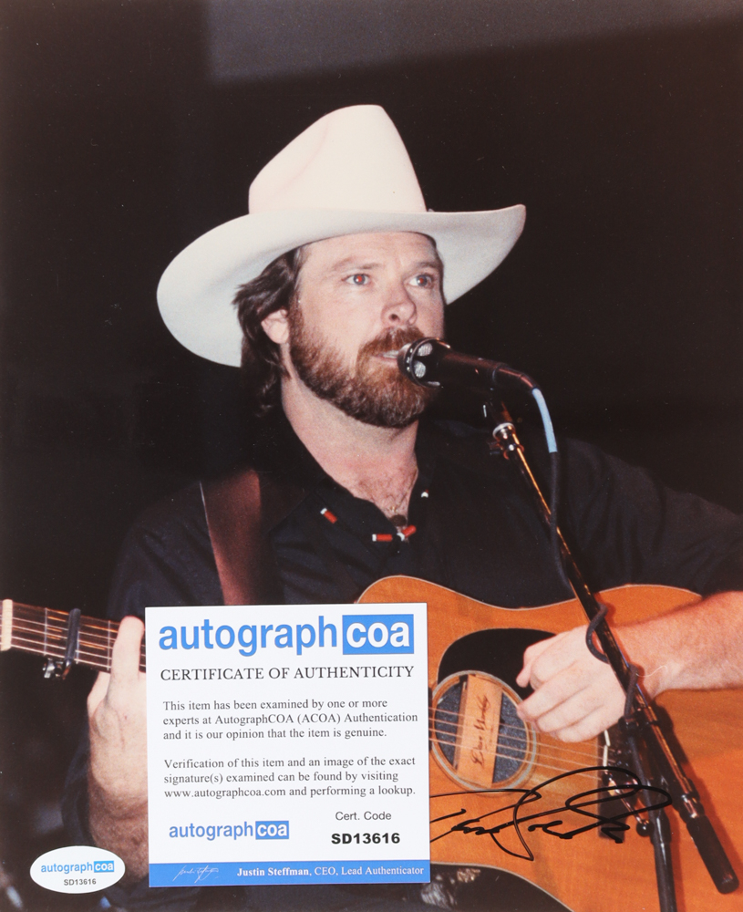 Dan Seals Signed 8x10 Photo (AutographCOA) | Pristine Auction