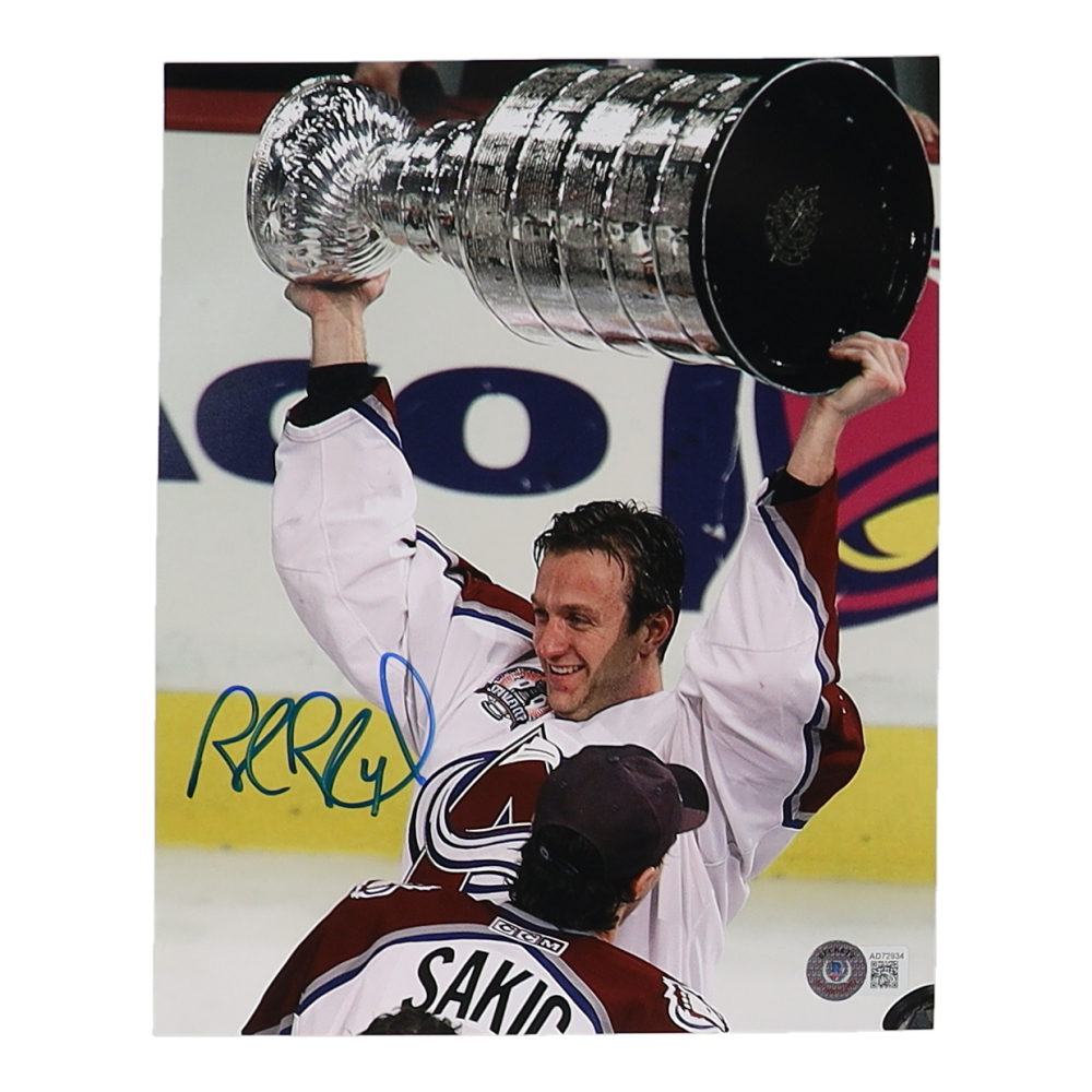 Rob Blake Signed Avalanche 8x10 Photo (Beckett) | Pristine Auction