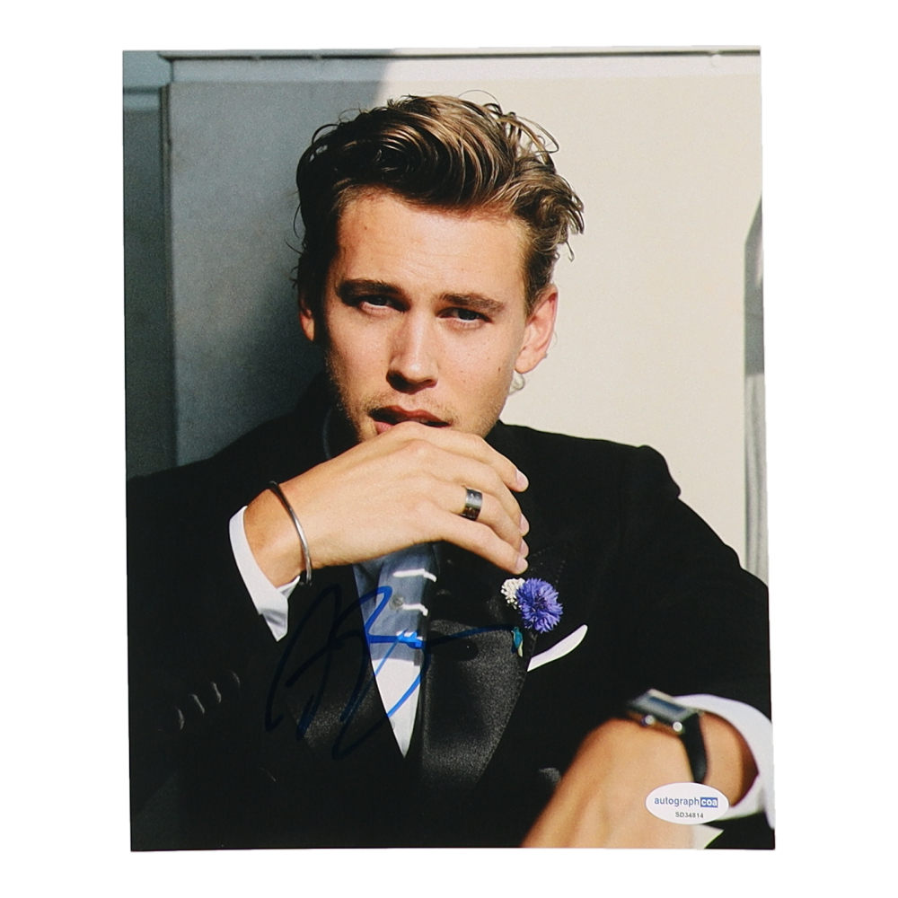Austin Butler Signed 8x10 Photo (AutographCOA) | Pristine Auction