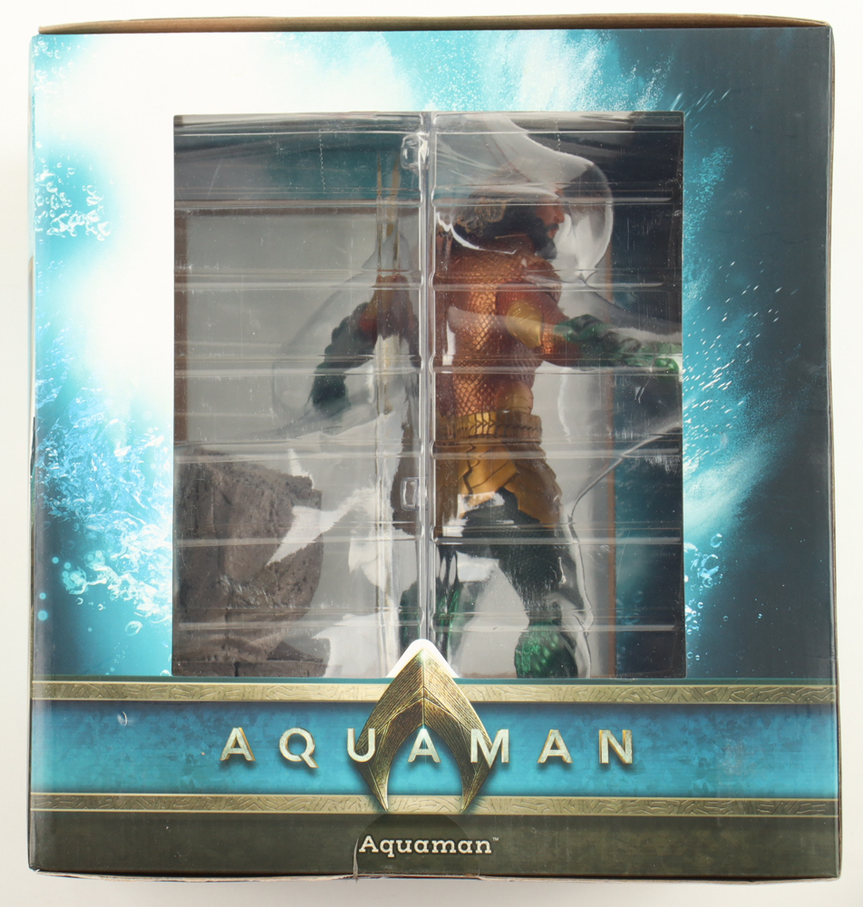 Jason Momoa Signed Gallery "Aquaman" DC Figure Diorama (Wizard World ...