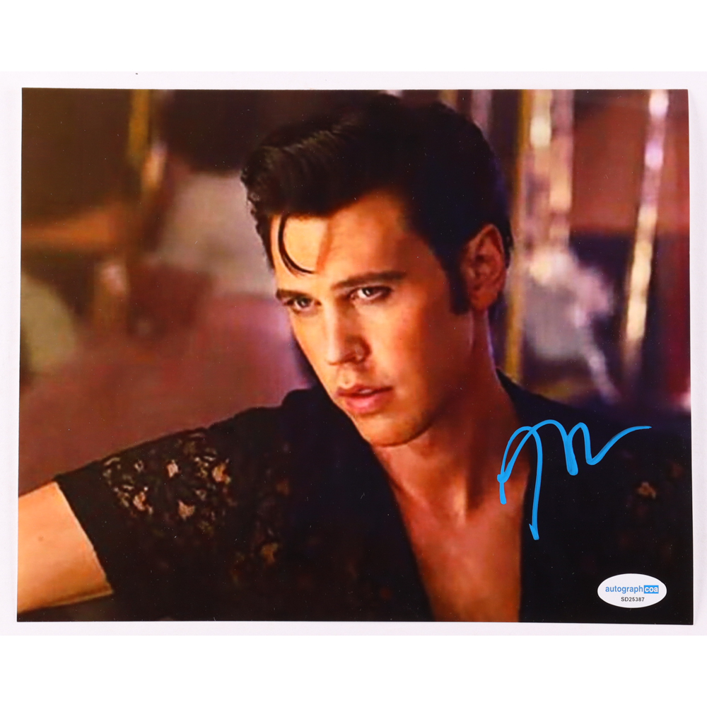 Austin Butler Signed "Elvis" 8x10 Photo (AutographCOA) | Pristine Auction