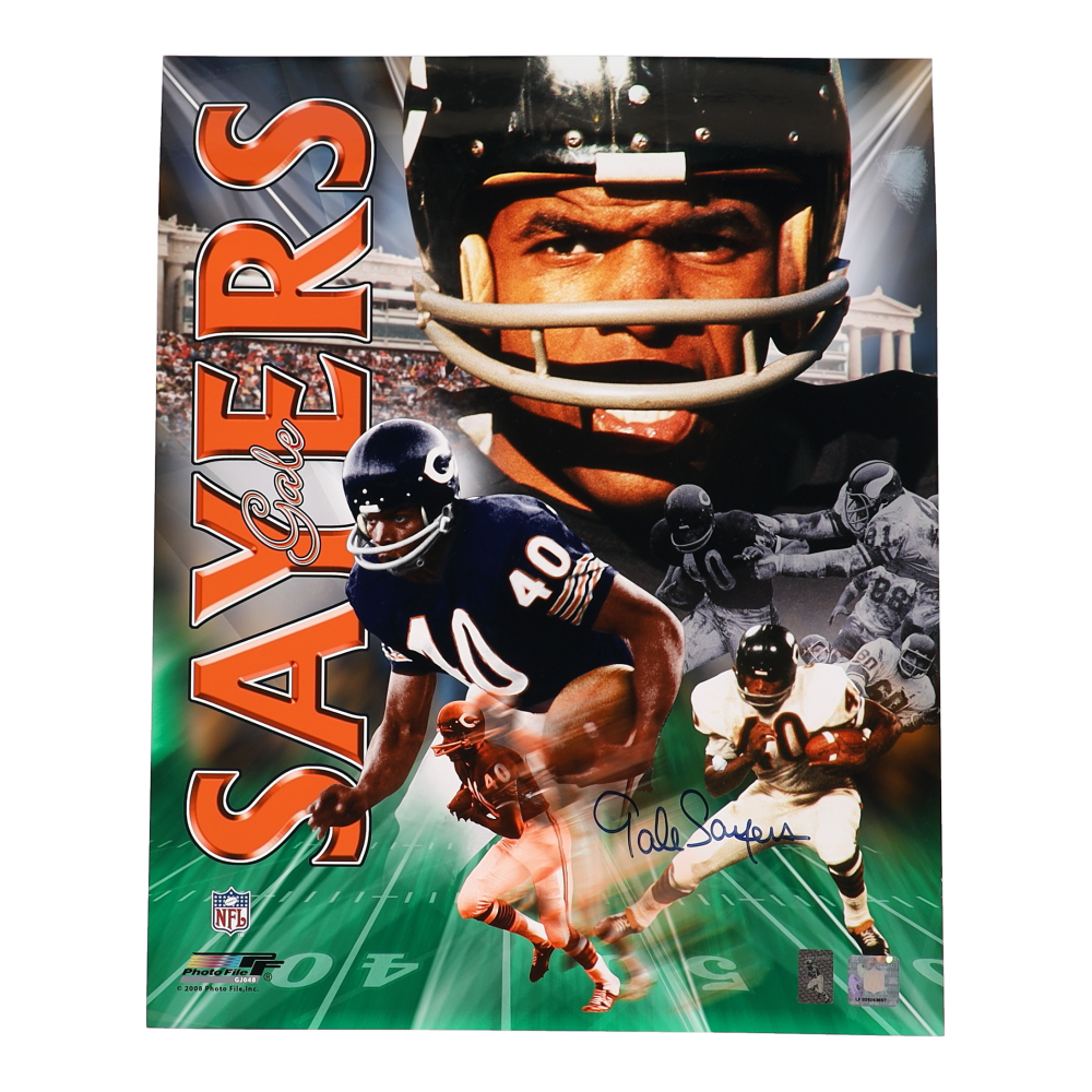 Gale Sayers Signed Bears 16x20 Photo (Sayers) | Pristine Auction
