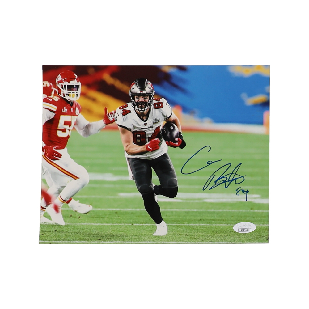 Cameron Brate Signed Buccaneers 8x10 Photo (JSA) | Pristine Auction