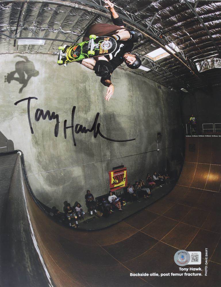 Tony Hawk Signed 8x10 Photo (Beckett) | Pristine Auction