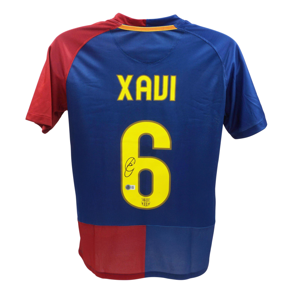 Xavi Signed Barcelona Jersey (Beckett) | Pristine Auction