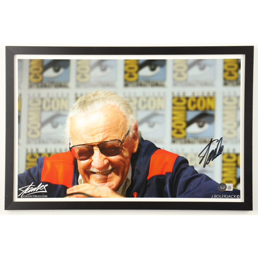 Stan Lee Signed Custom Framed Photo Display (Beckett) | Pristine Auction