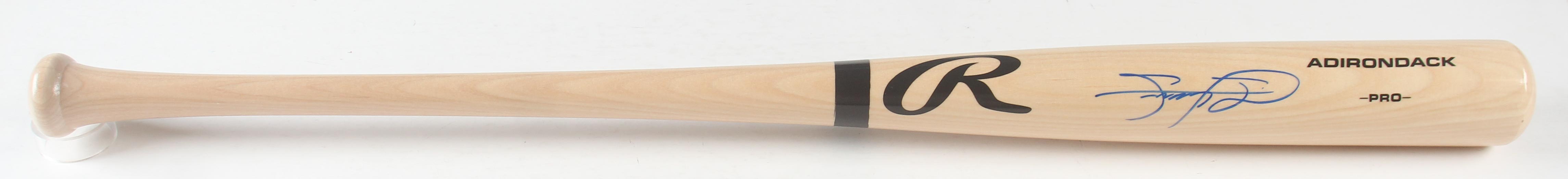 Sammy Sosa Signed Rawlings Baseball Bat (Beckett) | Pristine Auction