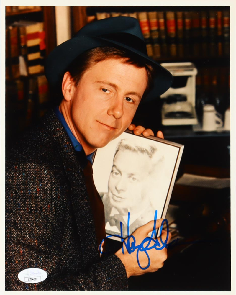 Harry Anderson Signed 8x10 Photo (JSA) | Pristine Auction