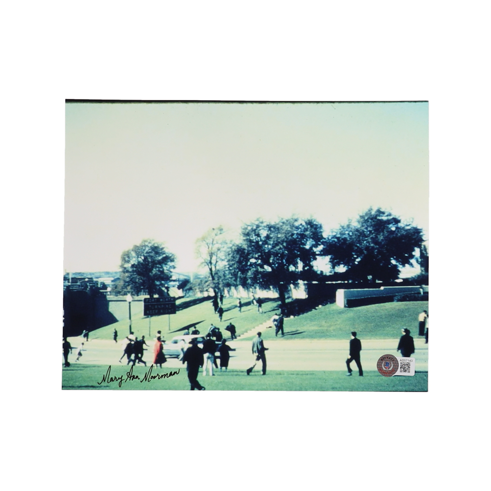 Mary Ann Moorman Signed 8x10 Photo (Beckett) | Pristine Auction