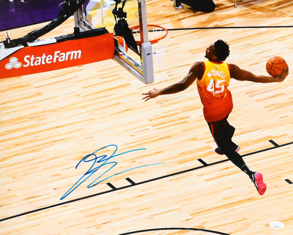 Donovan Mitchell Signed Jazz 16x20 Photo (JSA) | Pristine Auction