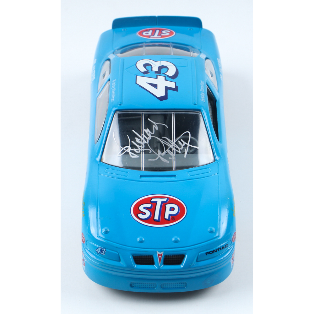 Richard Petty Signed #43 STP Pontiac 1:24 Diecast Car (PSA) | Pristine ...