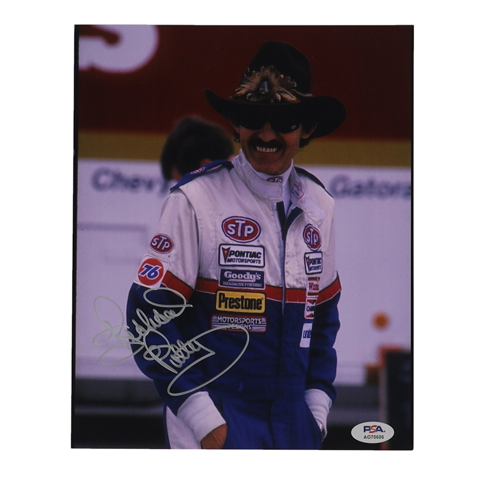 Richard Petty Signed NASCAR 8x10 Photo (PSA) | Pristine Auction