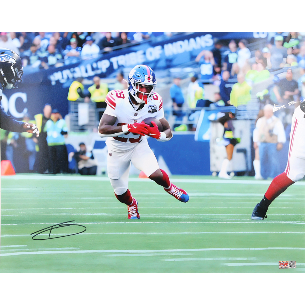 Tyrone Tracy Jr. Signed Giants 16x20 Photo (PIA) | Pristine Auction