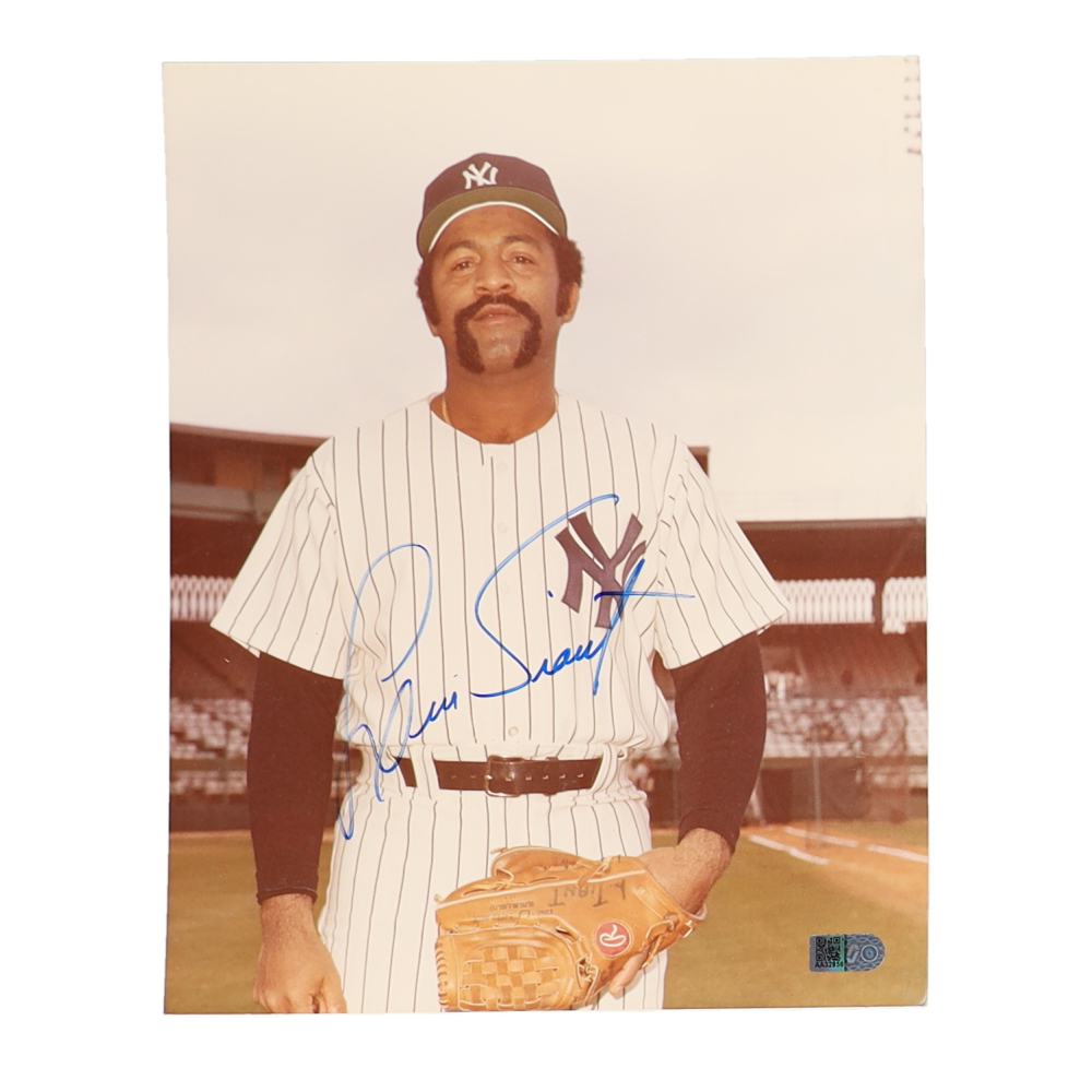 Luis Tiant Signed Yankees 8x10 Photo (AIV) | Pristine Auction