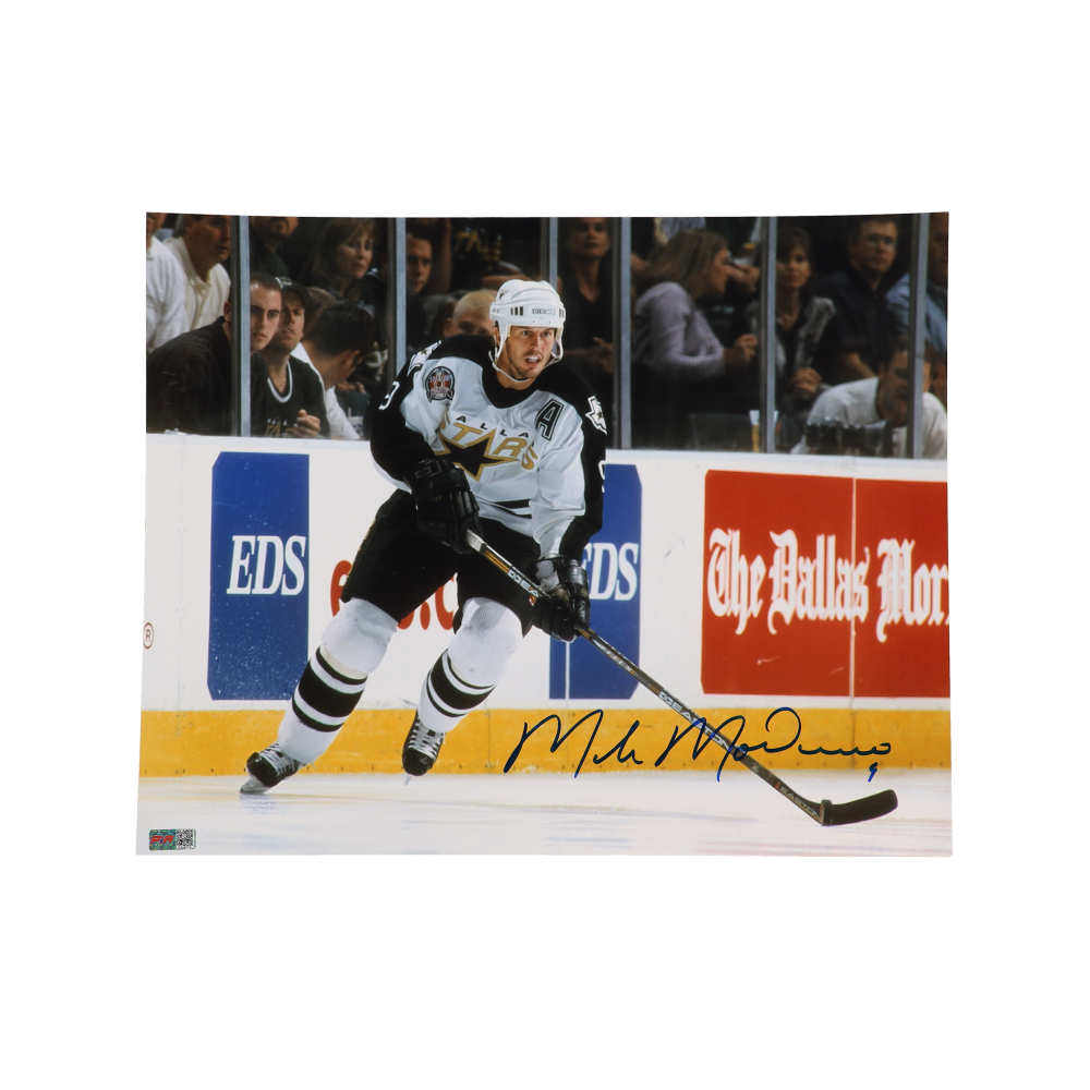 Mike Modano Signed Stars 16x20 Photo (PIA) | Pristine Auction