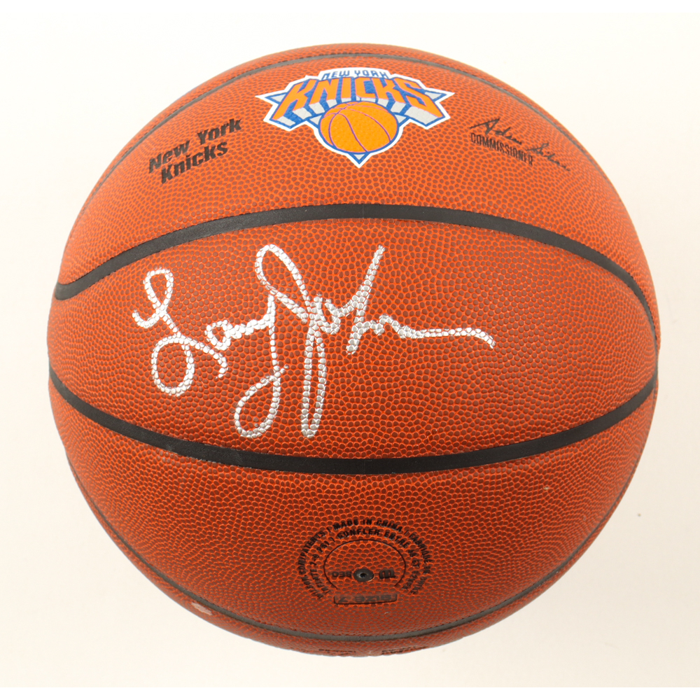 Larry Johnson Signed Knicks Logo NBA Basketball (Schwartz) | Pristine Auction