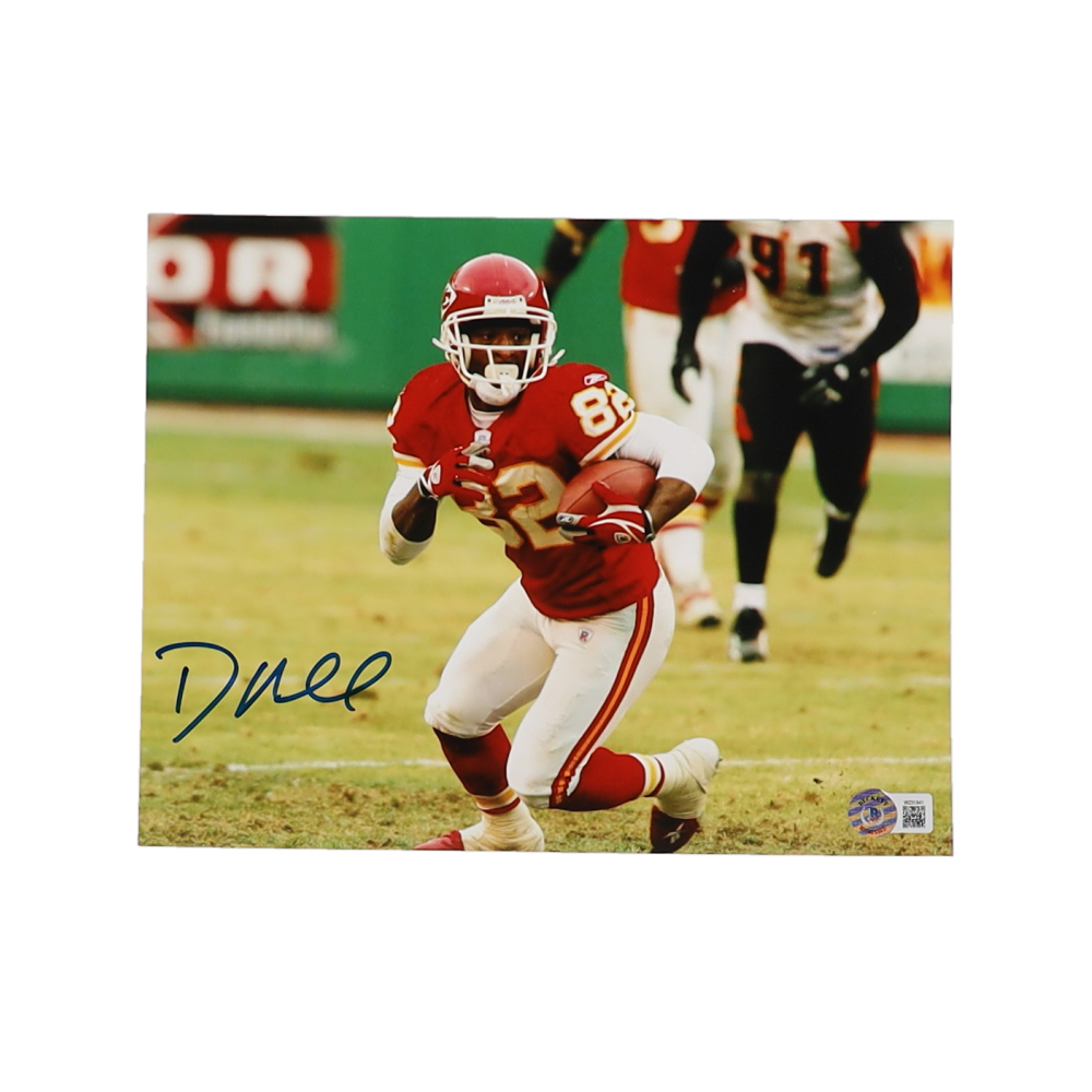 Dante Hall Signed Chiefs 8x10 Photo (Beckett) | Pristine Auction