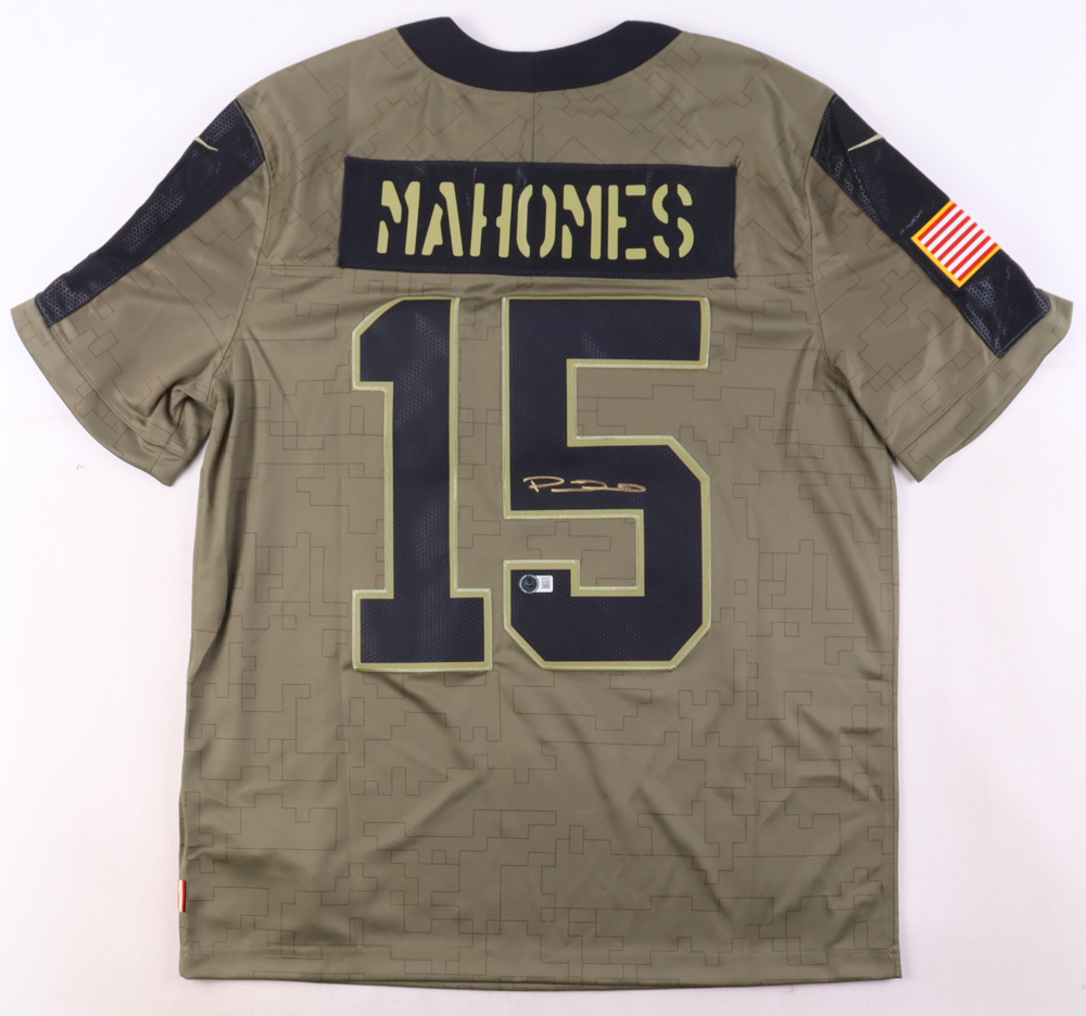 Patrick Mahomes Signed Chiefs Jersey (Beckett) | Pristine Auction