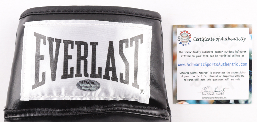 Marlon Starling Signed Everlast Boxing Glove (Schwartz) | Pristine Auction