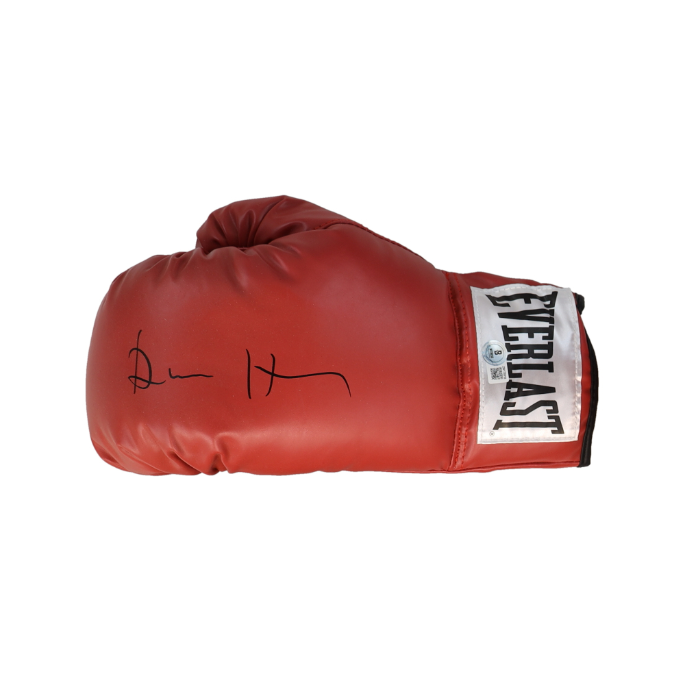 Devin Haney Signed Everlast Boxing Glove (Beckett) | Pristine Auction