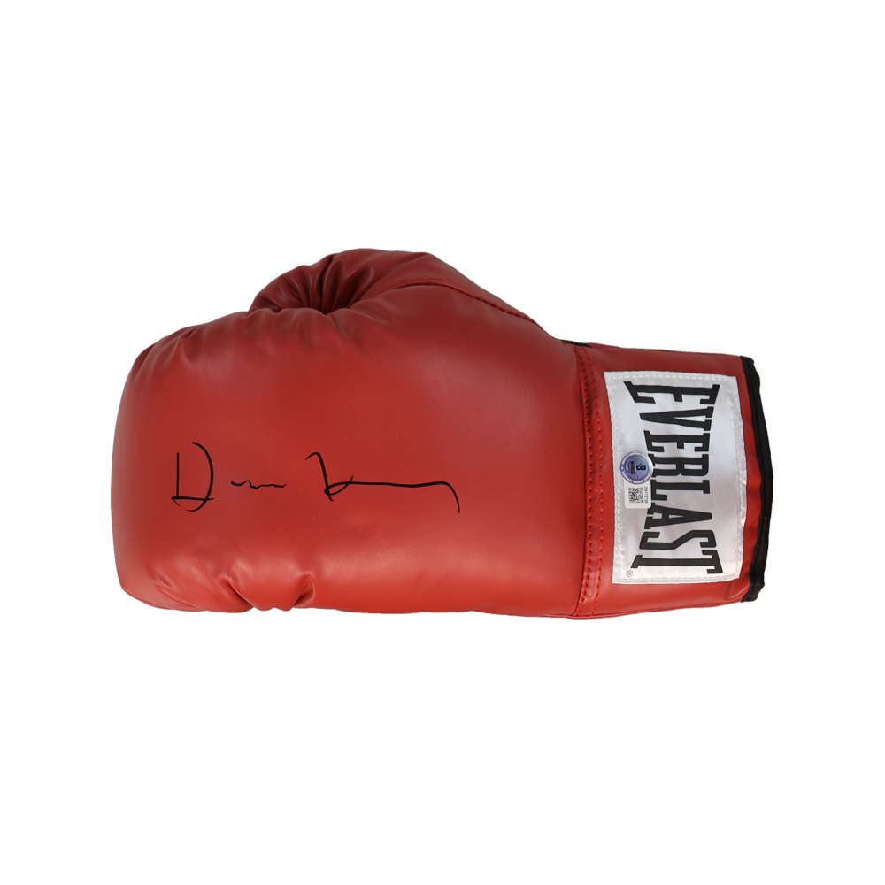 Devin Haney Signed Everlast Boxing Glove (Beckett) | Pristine Auction