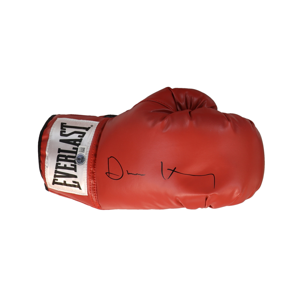 Devin Haney Signed Everlast Boxing Glove (Beckett) | Pristine Auction