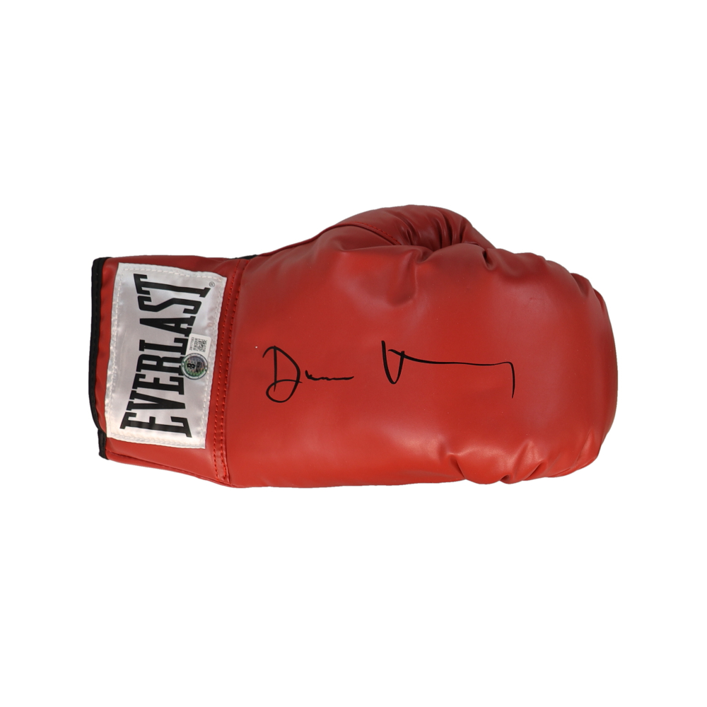 Devin Haney Signed Everlast Boxing Glove (Beckett) | Pristine Auction
