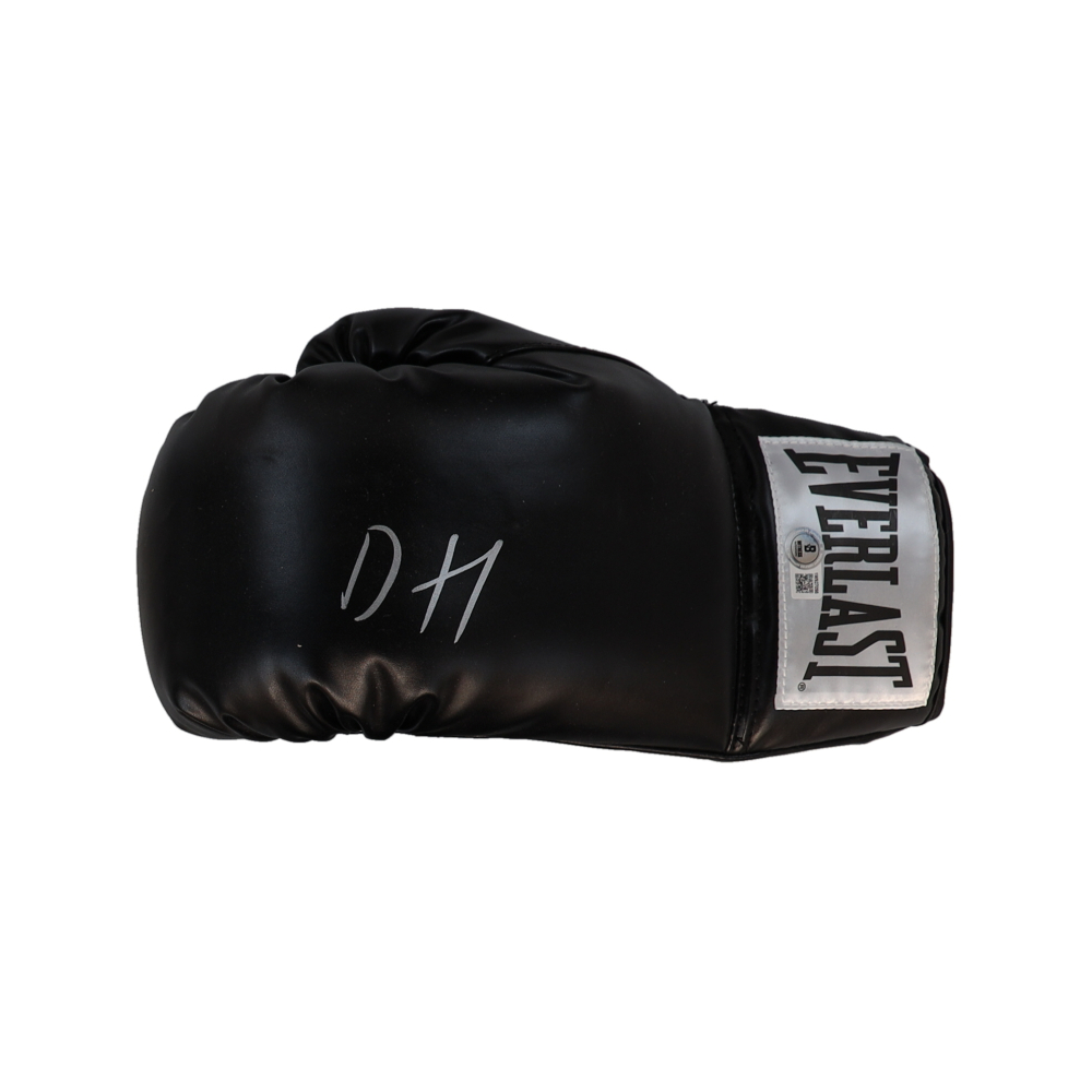 Devin Haney Signed Everlast Boxing Glove (Beckett) | Pristine Auction