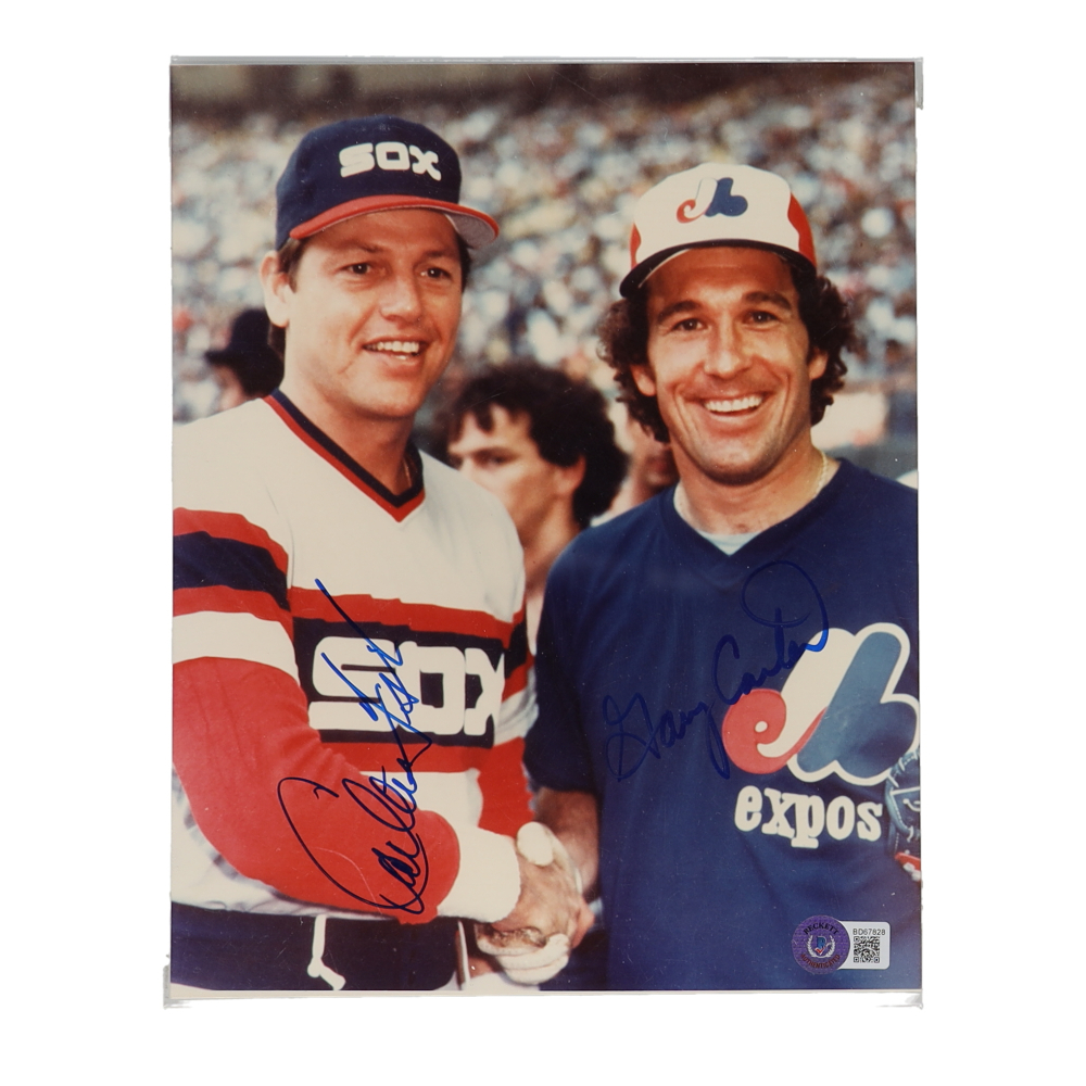 Carlton Fisk & Gary Carter Signed 8x10 Photo (Beckett) | Pristine Auction