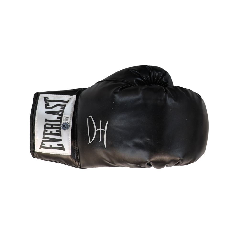 Devin Haney Signed Everlast Boxing Glove (Beckett) | Pristine Auction
