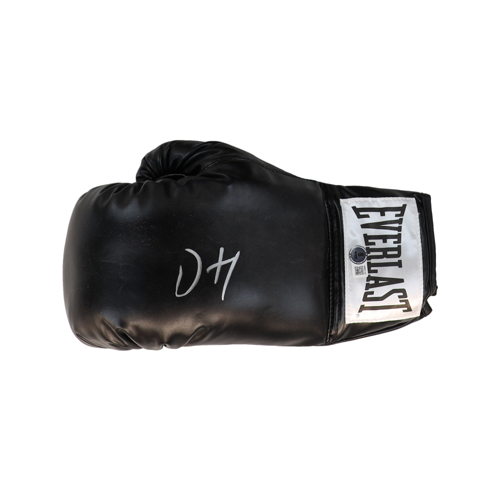 Devin Haney Signed Everlast Boxing Glove (Beckett) | Pristine Auction