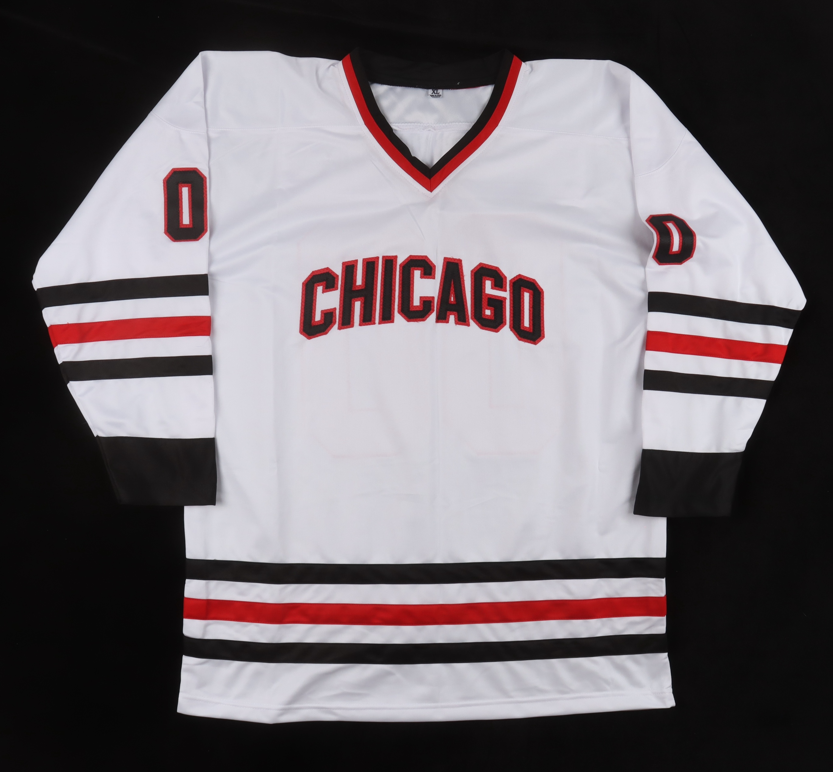 Chevy Chase Signed Jersey (Beckett) | Pristine Auction