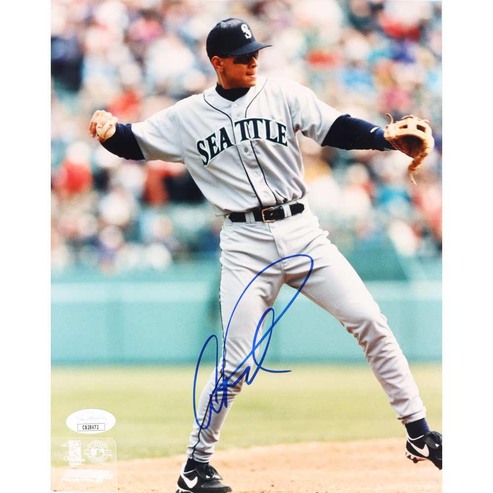 Carlos Guillen Signed Mariners 8x10 Photo (JSA) | Pristine Auction