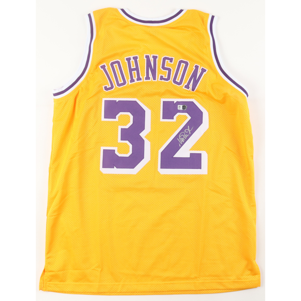 Magic Johnson Signed Jersey (Beckett) | Pristine Auction