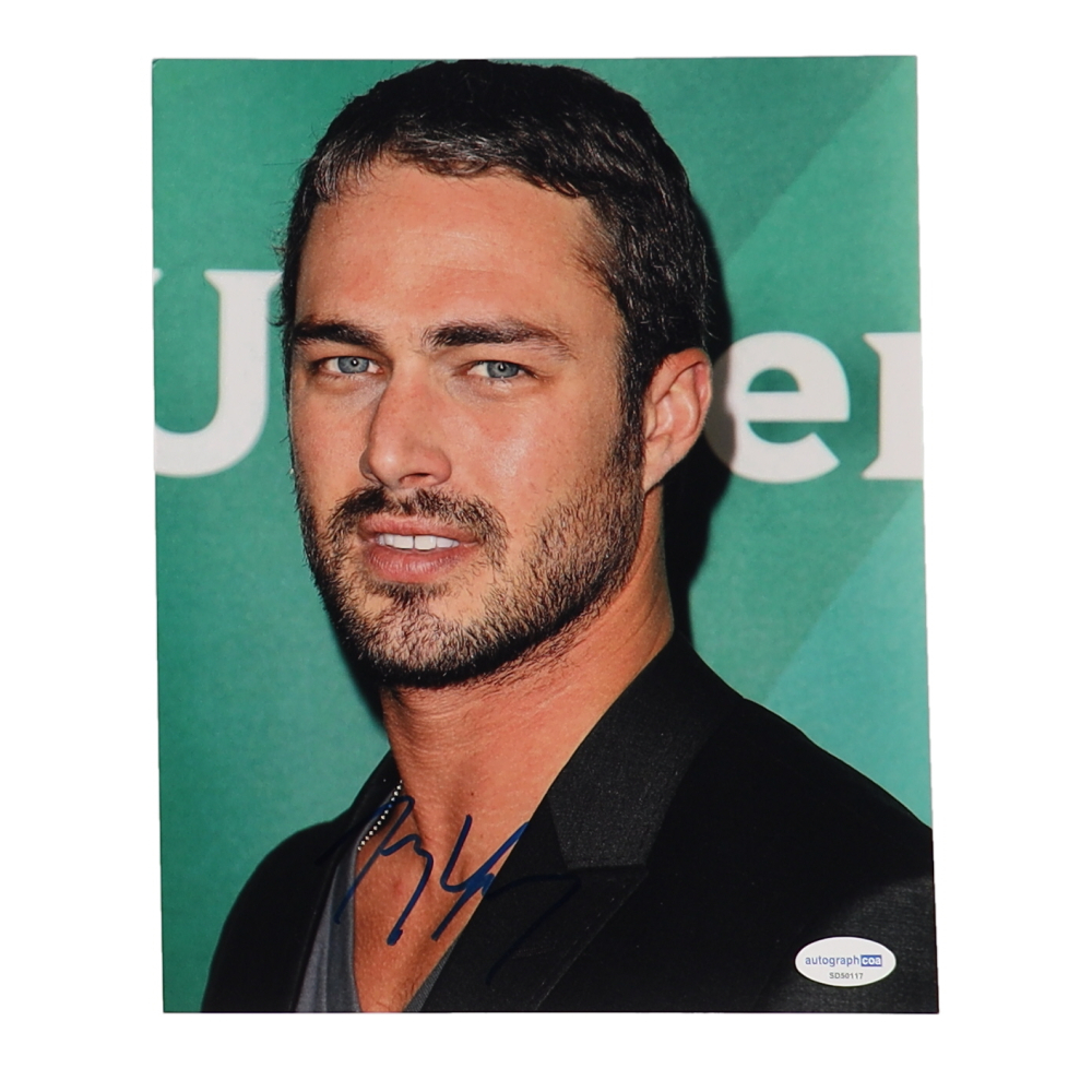 Taylor Kinney Signed 8x10 Photo (AutographCOA) | Pristine Auction