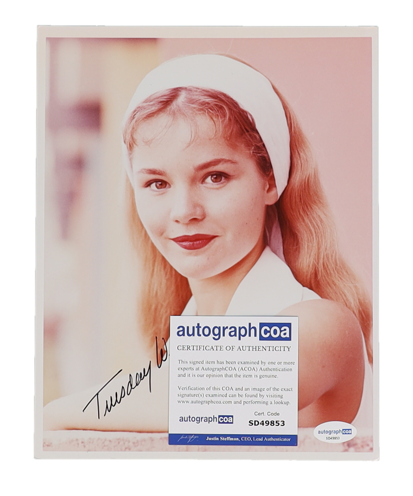 Tuesday Weld Signed 8x10 Photo (AutographCOA) | Pristine Auction