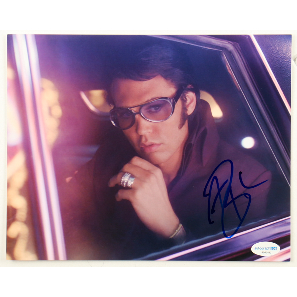 Austin Butler Signed "Elvis" 8x10 Photo (ACOA) | Pristine Auction