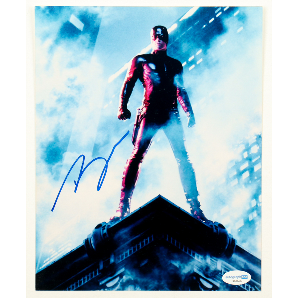 Ben Affleck Signed "Daredevil" 8x10 Photo (ACOA) | Pristine Auction