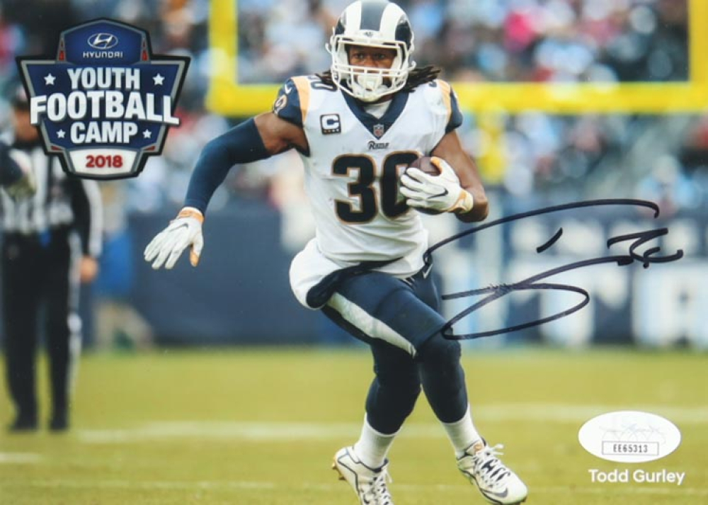 Todd Gurley Signed 2018 Rams 5x7 Photo (JSA) | Pristine Auction