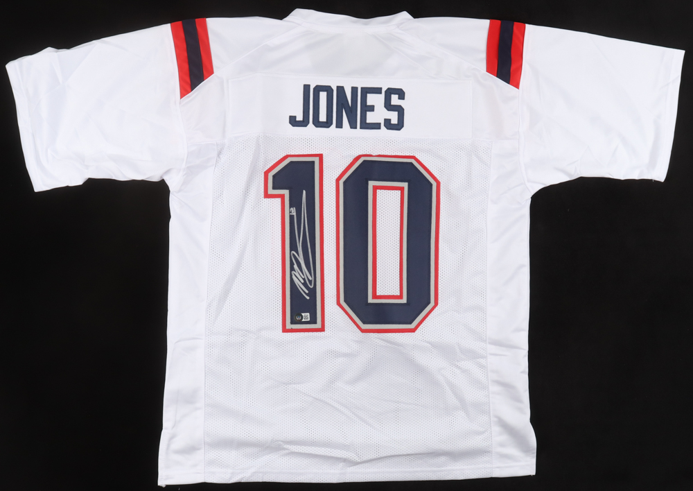 Mac Jones Signed Jersey (Beckett) | Pristine Auction