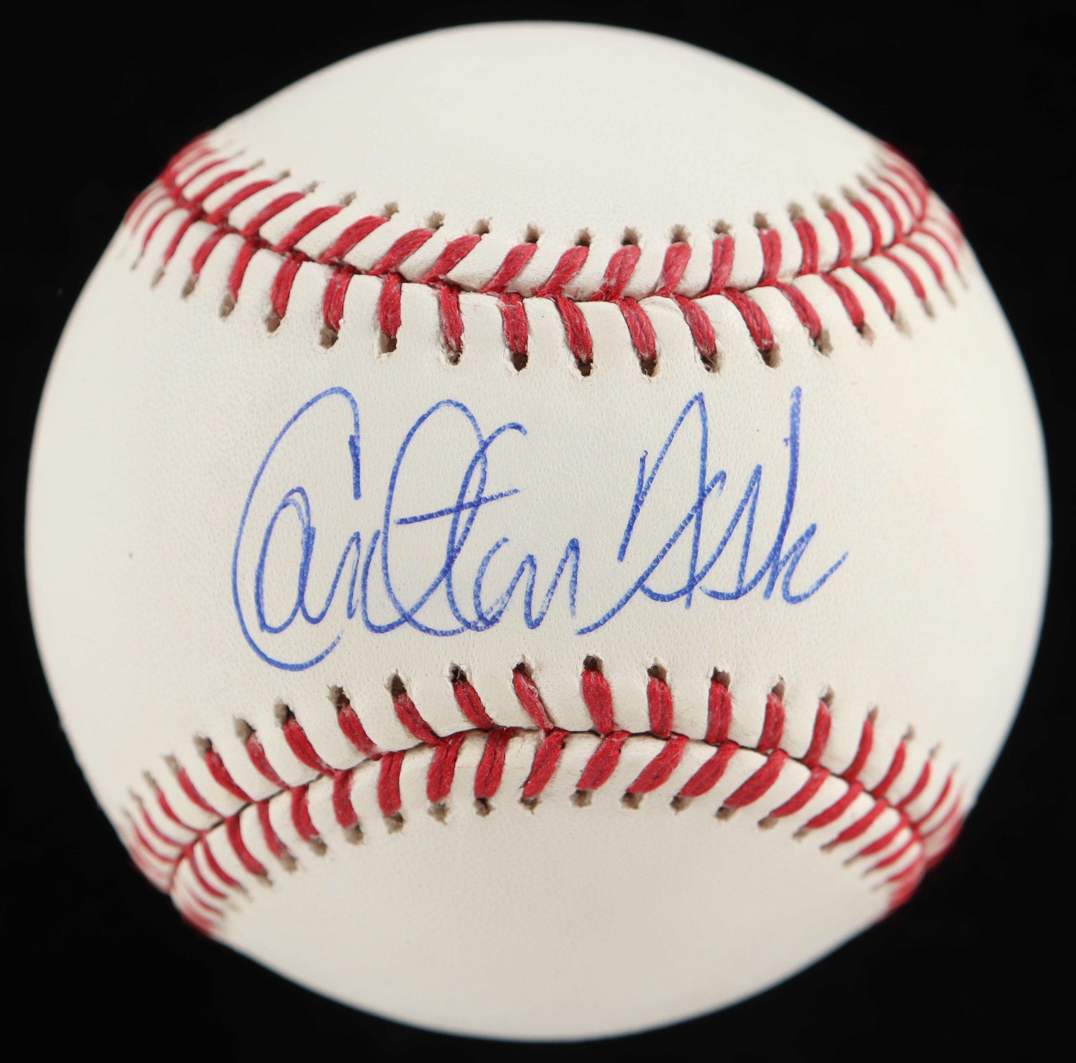 Carlton Fisk Signed OML Baseball With Display Case (PSA 9 | PSA Auto ...