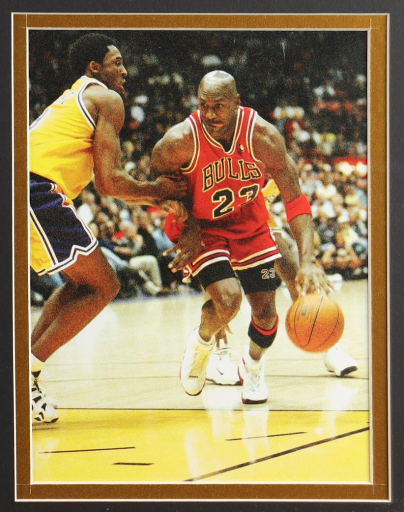 Michael Jordan Custom Framed Jersey Display With United Center Arena ...
