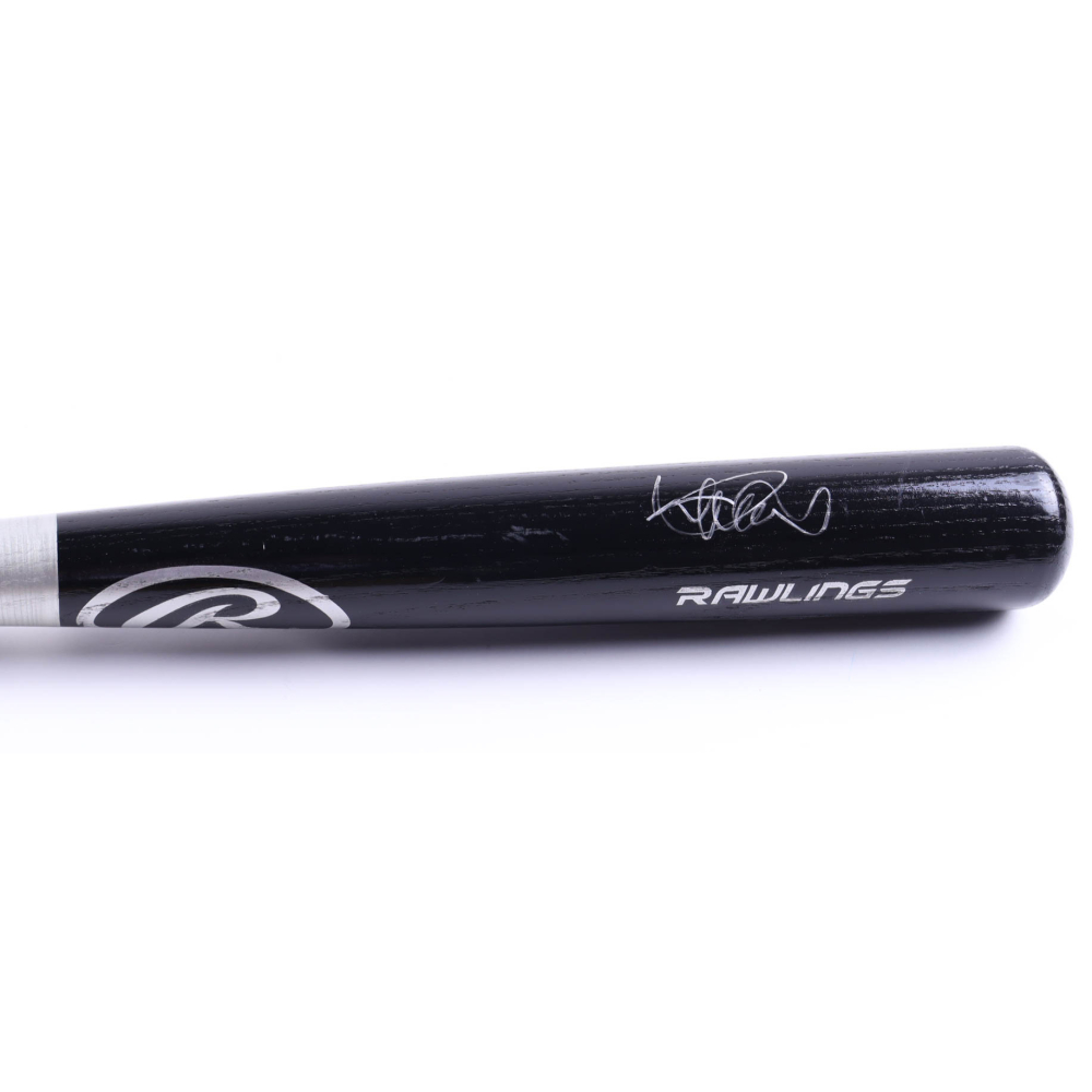 Ichiro Suzuki Signed Rawlings Pro Baseball Bat (Beckett) | Pristine Auction