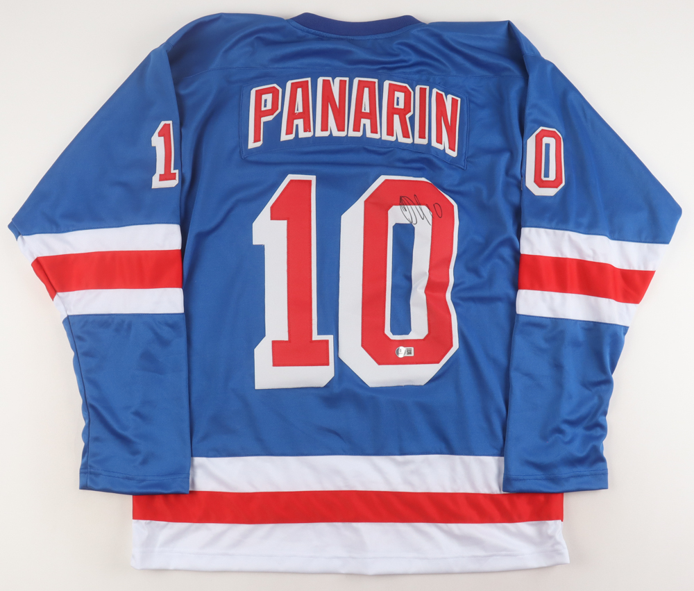 Artemi Panarin Signed Jersey (Beckett) | Pristine Auction